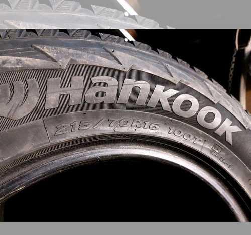 Hankook Winter I'Pike 215/70 R16