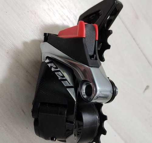 Новый задний переключатель Sram Red AXS 33T