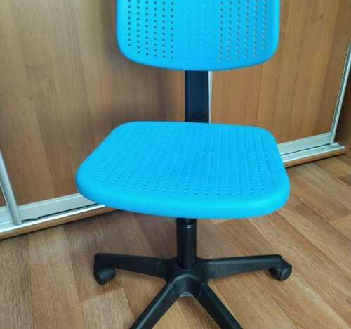 Детское кресло IKEA