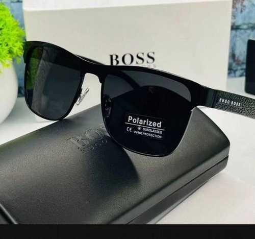 Солнцезащитные очки hugo boss