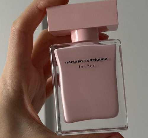 Narciso rodriguez for her