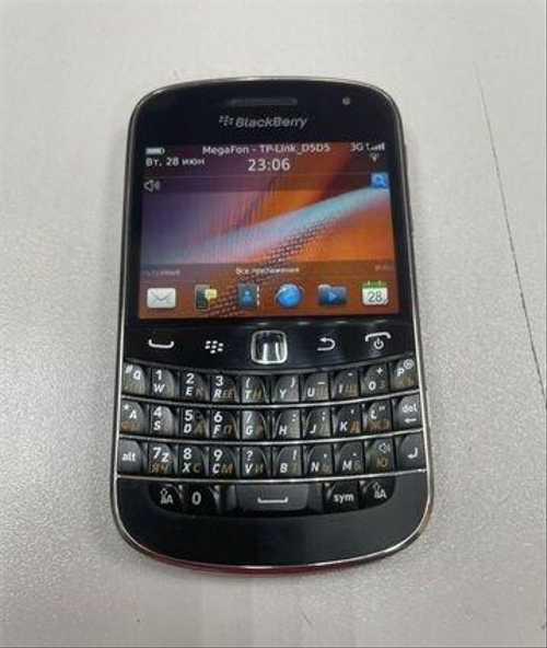 Телефон BlackBerry Bold 9900 3G