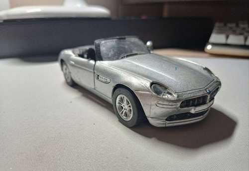 Модель автомобиля BMW Z8