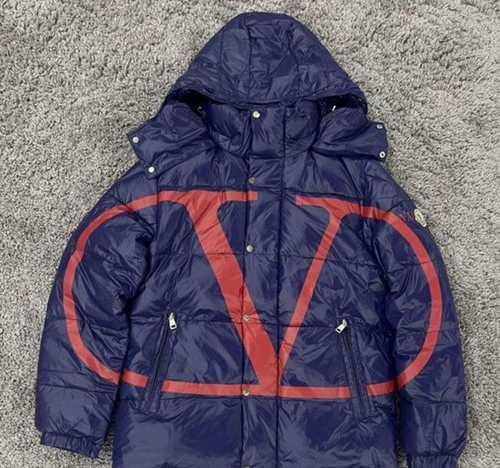 Пуховик moncler valentino бу