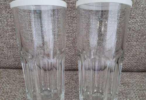 Стеклянные стаканы с крышкой