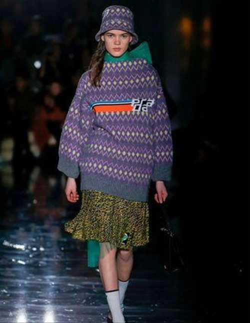 Свитер Prada оригинал