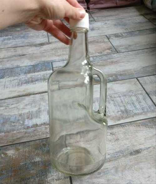 Бутылка стеклянная 1,75 л
