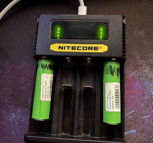 Зарядное устройство Nitecore Ci4