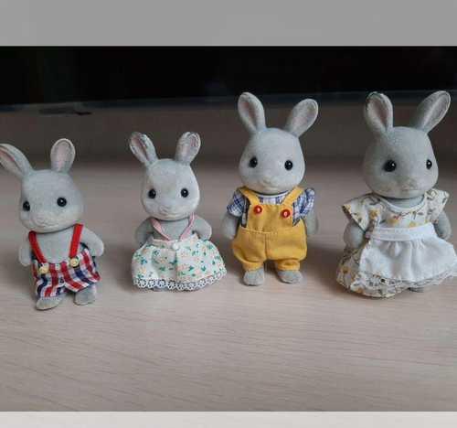 Sylvanian families фигурки семья кроликов