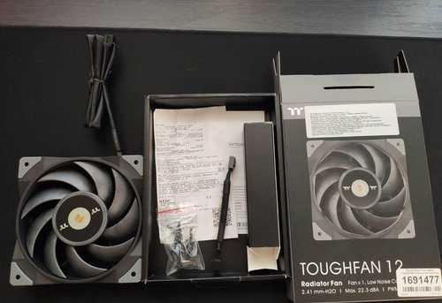 Вентилятор Thermaltake toughfan 12 Series Radiator