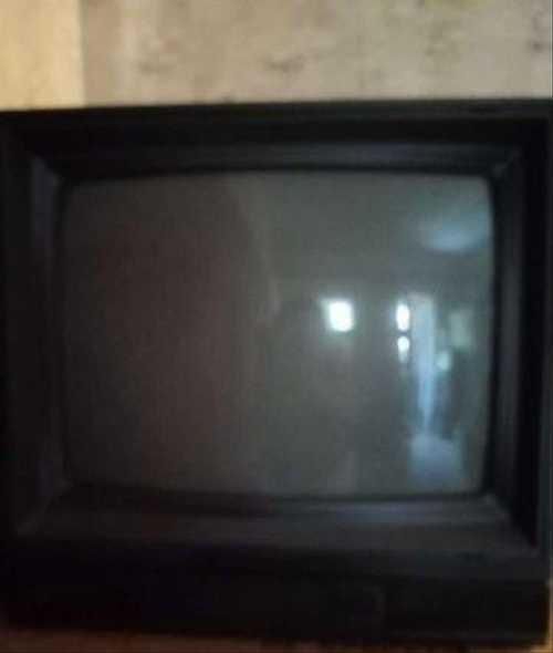 Телевизор ламповый Витязь 1994 года