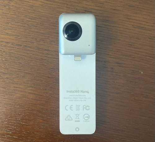 Insta 360 nano камера