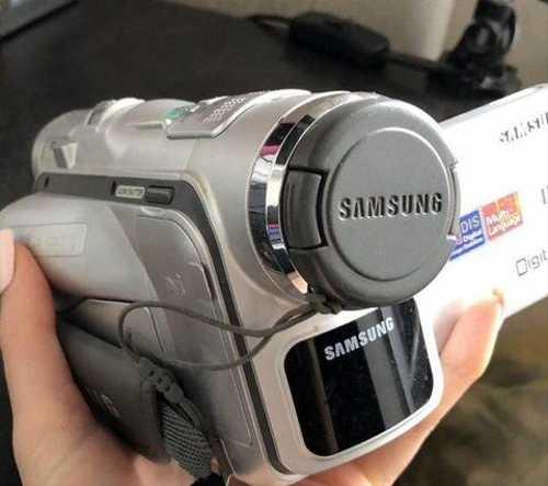 Видеокамера Samsung VP-D101i рабочее