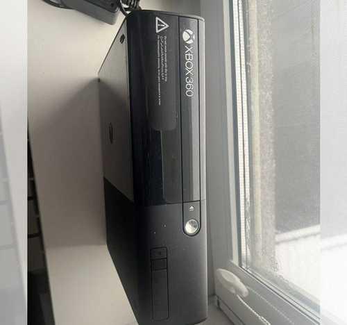 Xbox 360 с камерой, без джостиков