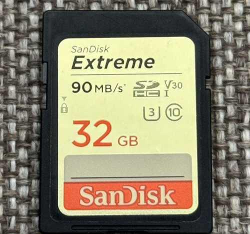 Карта памяти SanDisk Extreme 32Gb 90Mb/s 10 Сlаss