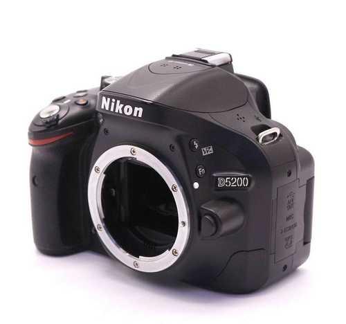 Nikon D5200 body (пробег 440 кадров)