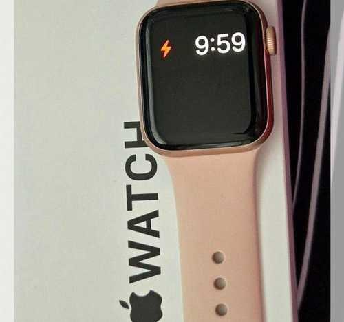 Часы apple watch se 40mm