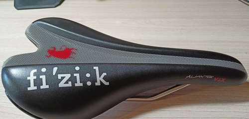 Седла fizik, specialized