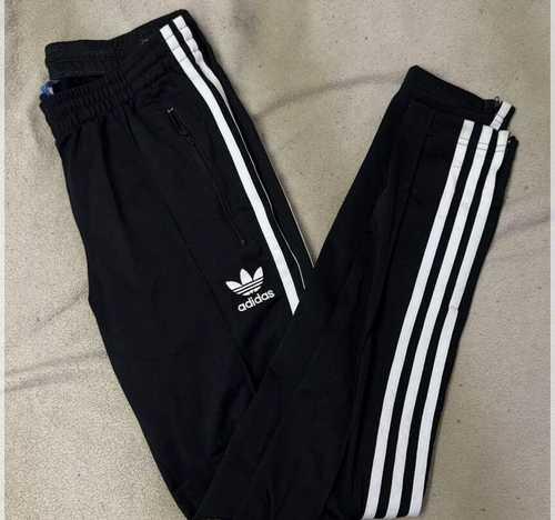 Спортивные штаны adidas originals