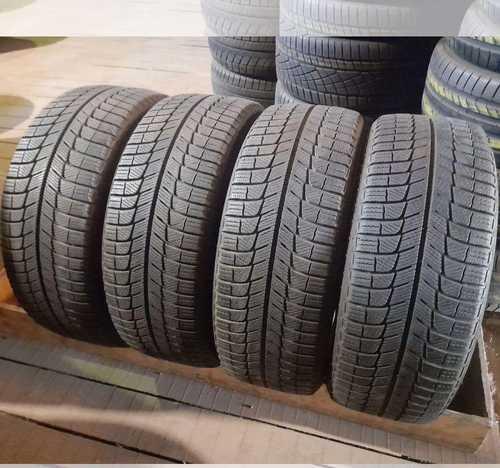 Michelin X-Ice 215/55 R17 94Q