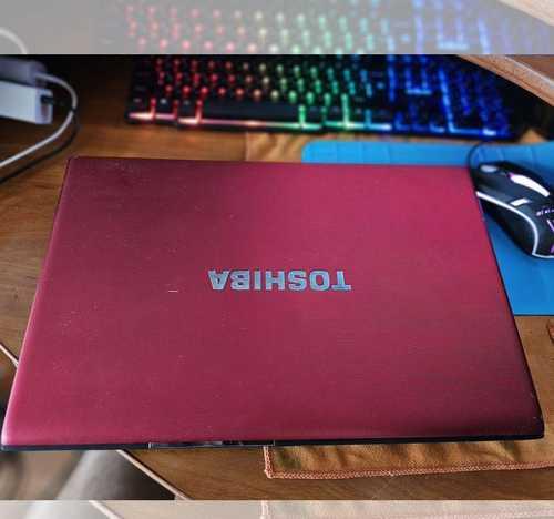 Ноутбук Toshiba satellite R850