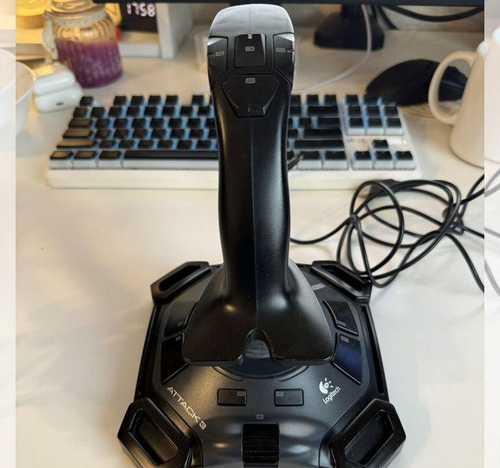 Джойстик logitech attack 3