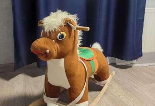 Лошадь- качалка игрушка