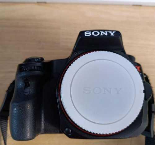 Зеркальный фотоаппарат sony а37