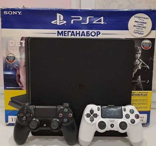 Sony PS4 Slim 1Tb + Много игр + два геймпада