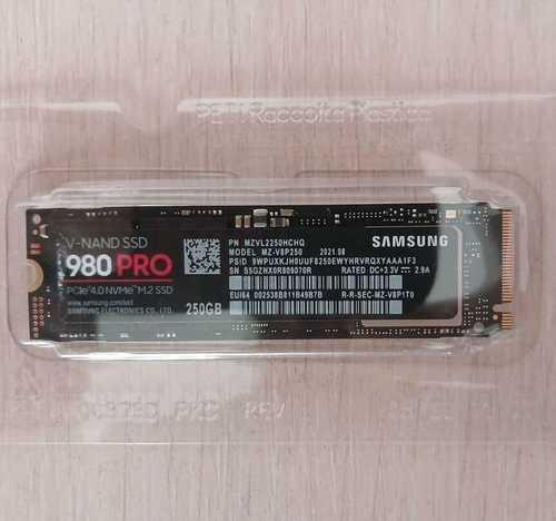 Продаю 250 гб SSD M.2 накопитель Samsung 980 PRO