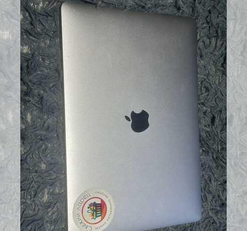 Apple macbook pro 13 2020 m1 1tb