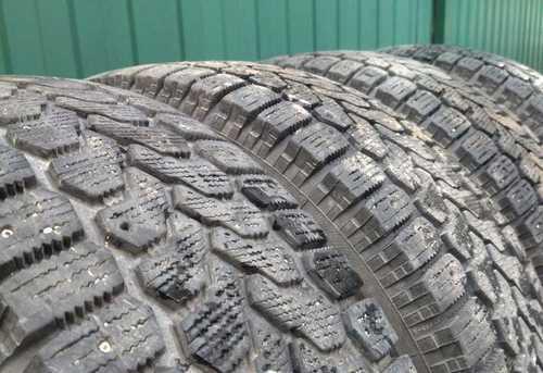 Yokohama Advan Winter 225/70 R16 90T