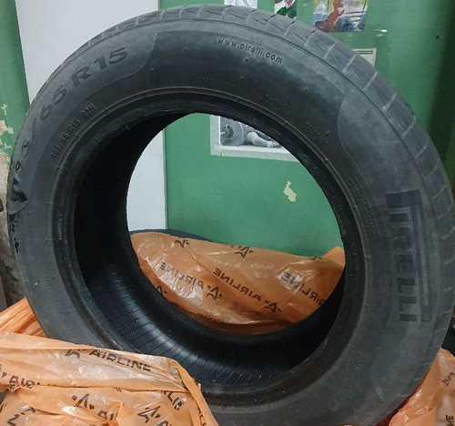 Pirelli Cinturato P1 185/65 R15 91T