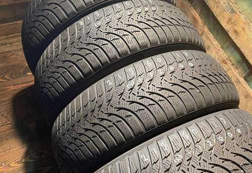 Kumho WinterCraft WP51 215/60 R17