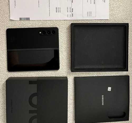 Samsung Galaxy Z Fold4, 12/256 ГБ