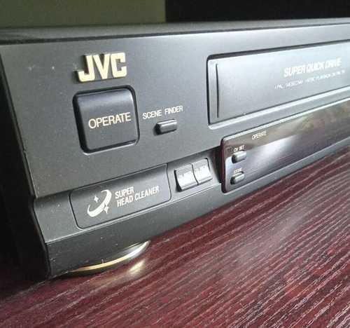 Видеомагнитофон бу JVC