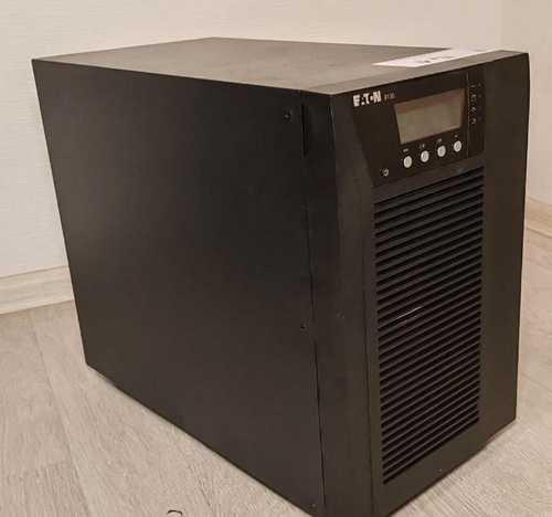 Источник бесперебойного питания Eaton pW9130i3000T