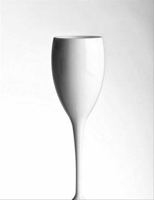 Пластиковый бокал под шампанское