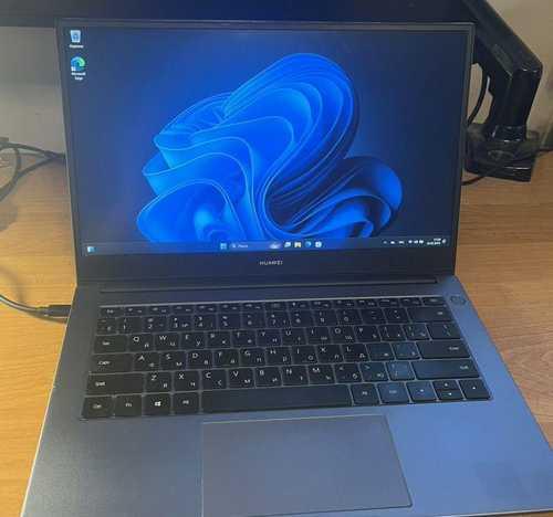 Huawei matebook d14 8/512 r5 3500u