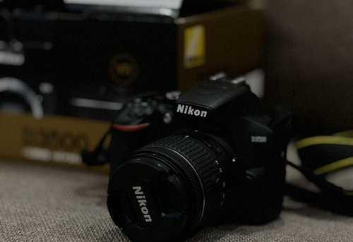 Зеркальный фотоаппарат Nikon D3500