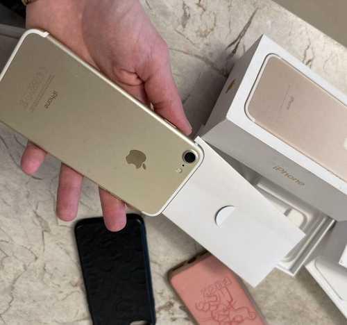 iPhone 7, 128 ГБ