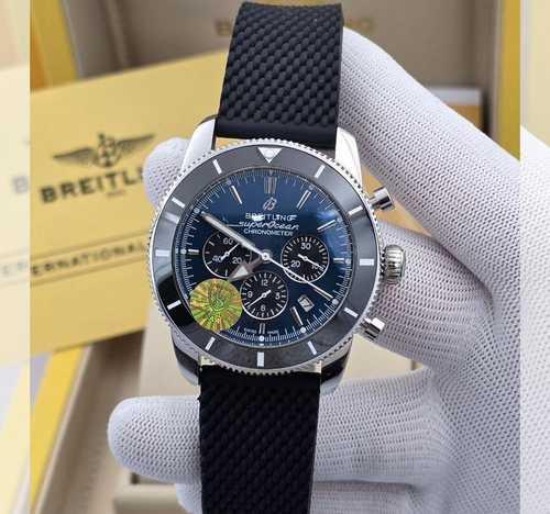 Часы Breitling Superocean Chronograph