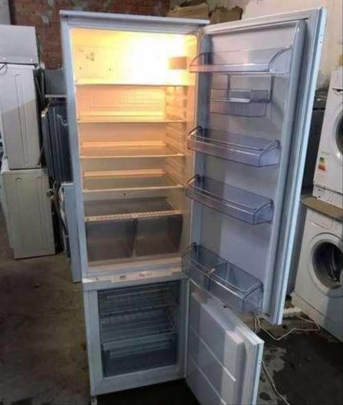Встраиваемый холодильник AEG