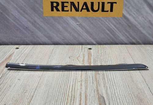 Молдинг хром решетки радиатора Накладка Renault lo