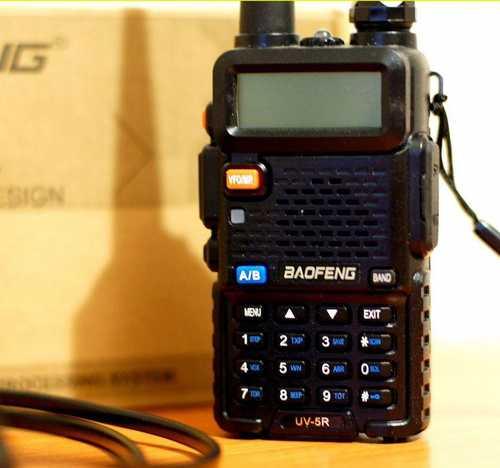 Двухдиапазонная укв-рация Baofeng UV-5r 5 вт