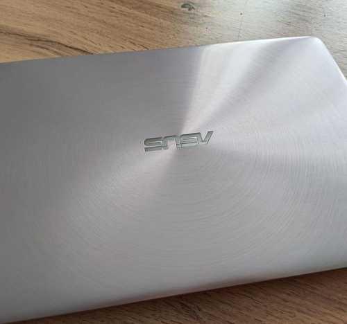 Ноутбук Asus ZenBook ux310u