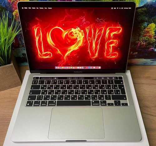 Macbook pro 13 m1 512