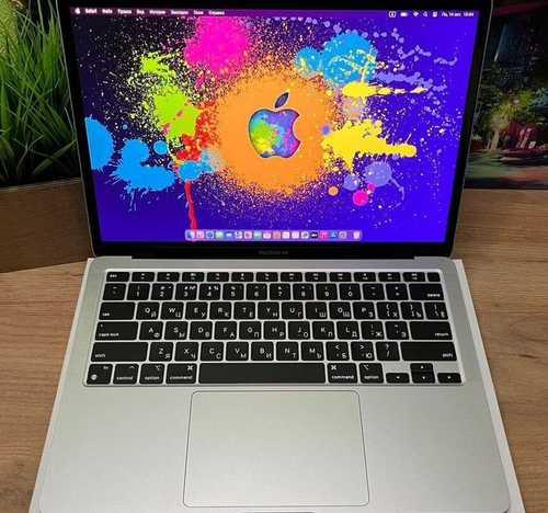 Macbook air 13 2020 m1 классный