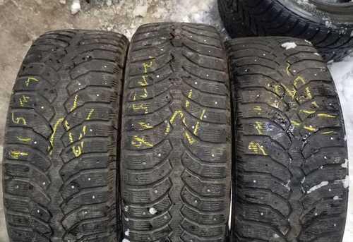 Bridgestone Blizzak Spike-01 215/60 R17