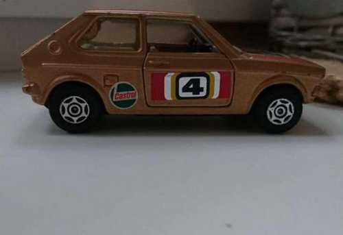 Машина Volkswagen Polo 1:43
